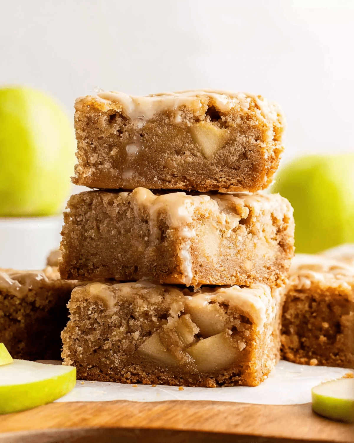 Maple Glazed Apple Blondies – The Best Chewy Fall Bars 2025