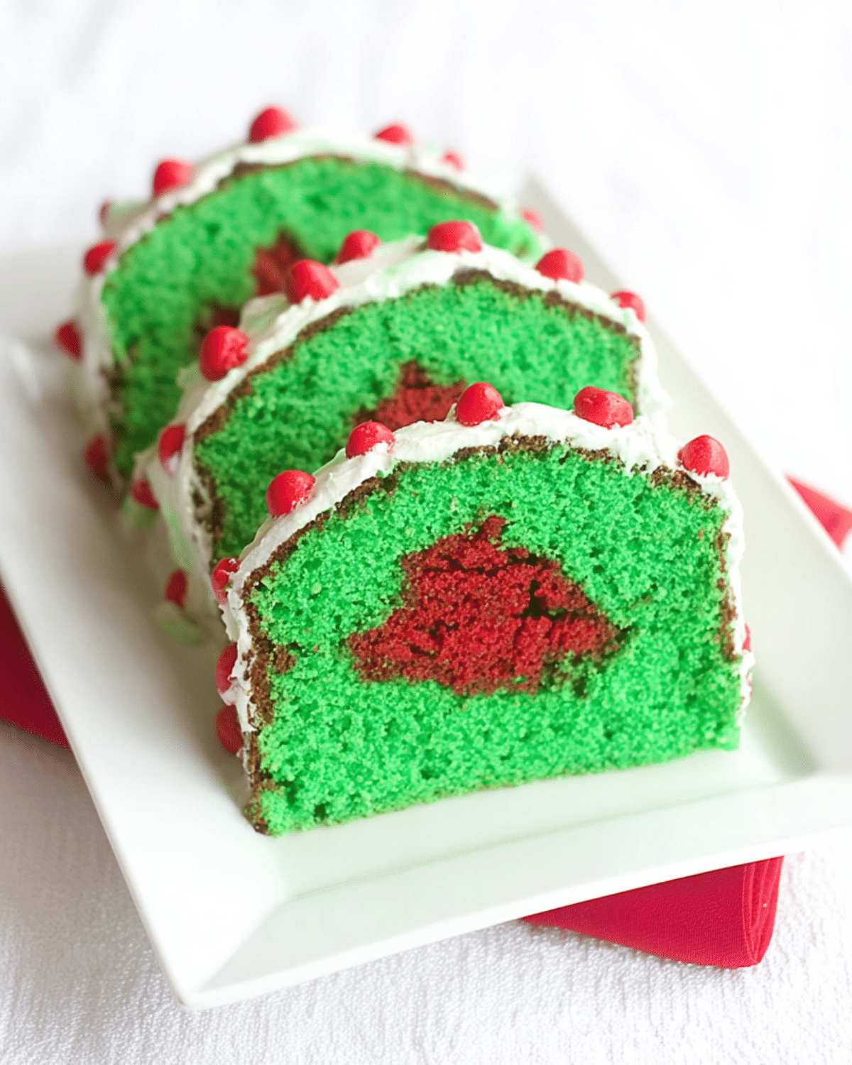 Grinch Cake Recipe – The Best Festive Dessert Idea (2025)