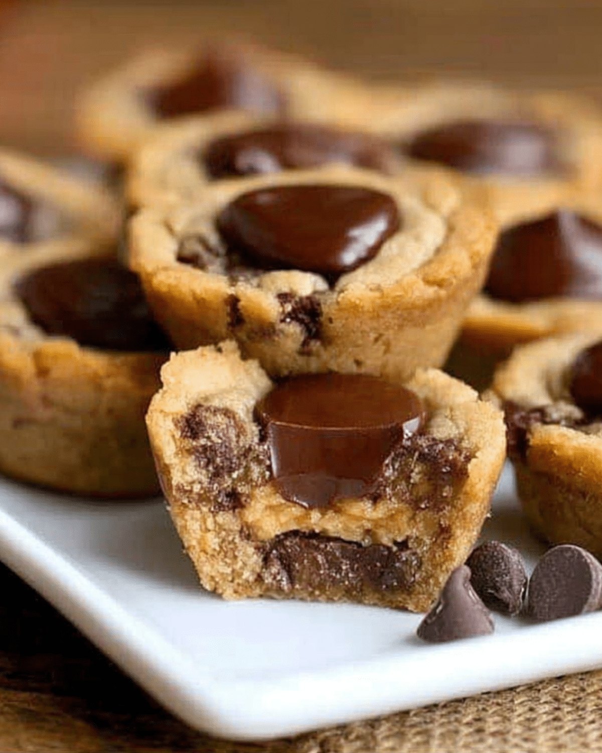 REESE’S CHOCOLATE CHIP COOKIE BITES - Best Treat Ever