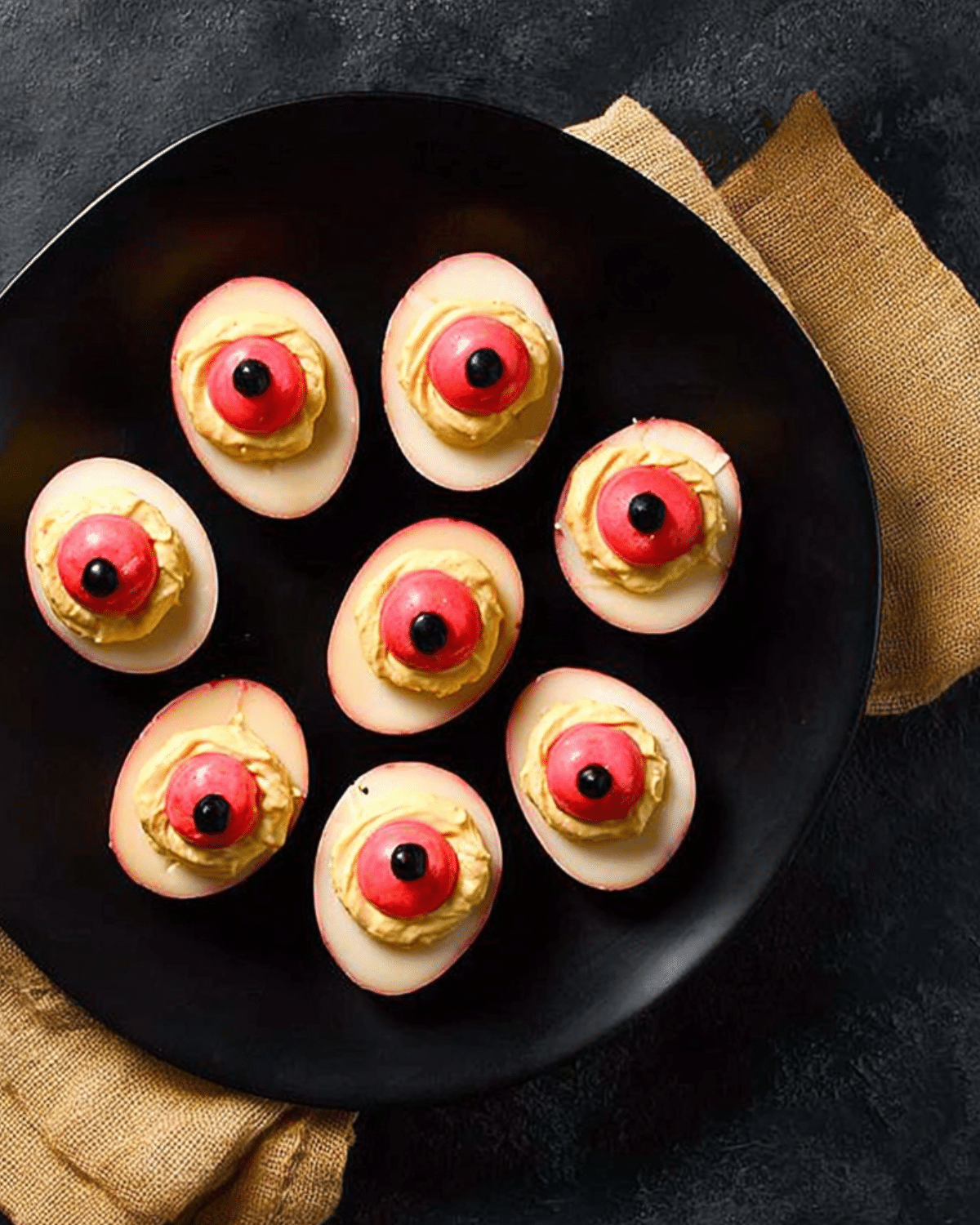 Eerie Eyeball Deviled Eggs – The Best Halloween Snack (2025)